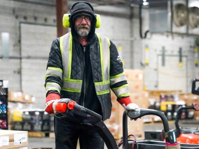 Alaska Commercial Company Careers – More than just retail. Come make a ...